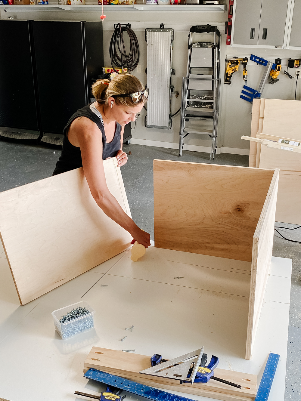 How To Build Basic Cabinet Boxes With Kreg! - Making Pretty Spaces Blog